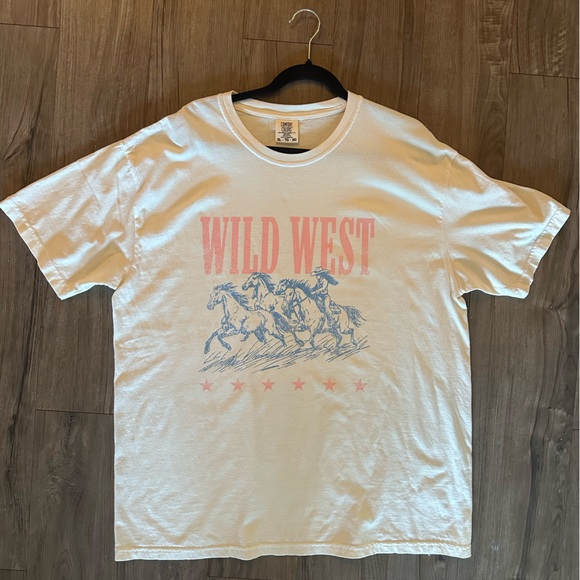 Comfort Colors | Tops | Comfort Colors Wild West Beige Graphic Tshirt ...